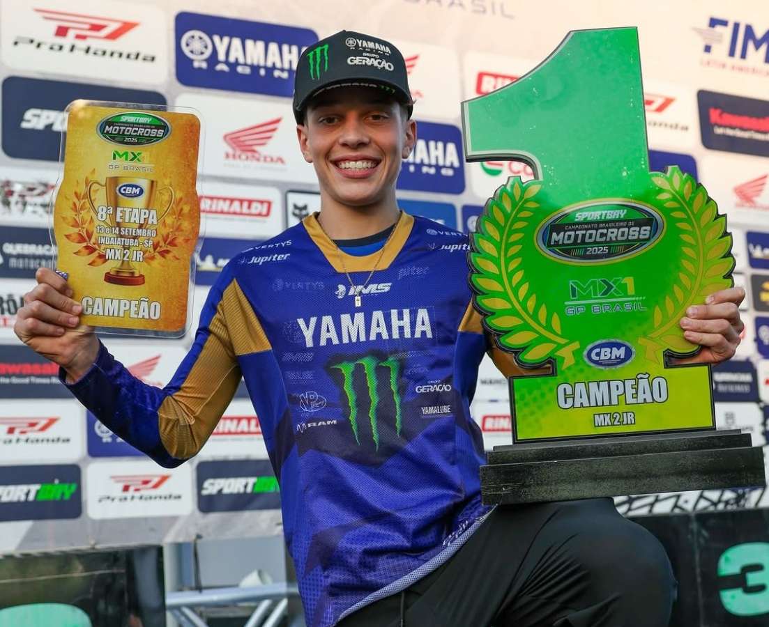 Pietro Piroli recebe premiação da MX2JR no Brasileiro de Motocross ...